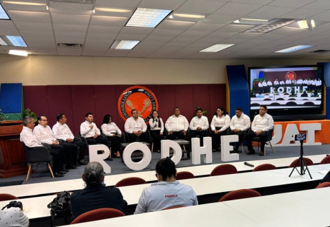 Reporteros en la Red - U.A.T. - UAT Reynosa-Rodhe; 40 años, 9 carreras ...